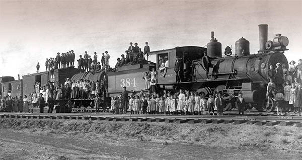 The Orphan Train That Adopted Out Kids With No-Background-Checks
