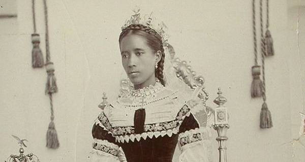 African Kingdoms Just Before And After European Colonial Terror Began