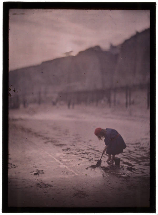 44 Autochrome Photos You Won't Believe Are More Than 100 Years Old