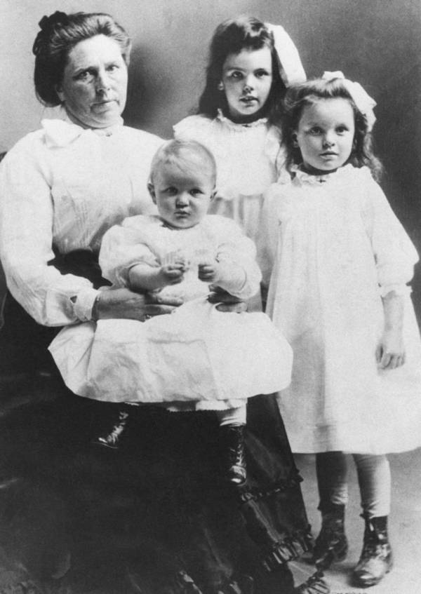 33 Of The Most Notorious Female Serial Killers From History