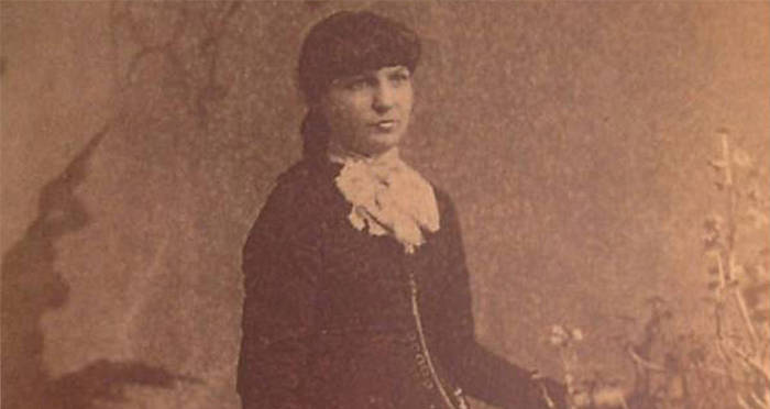 The True Story Of Kate Morgan, The Ghost Of The Hotel Del Coronado