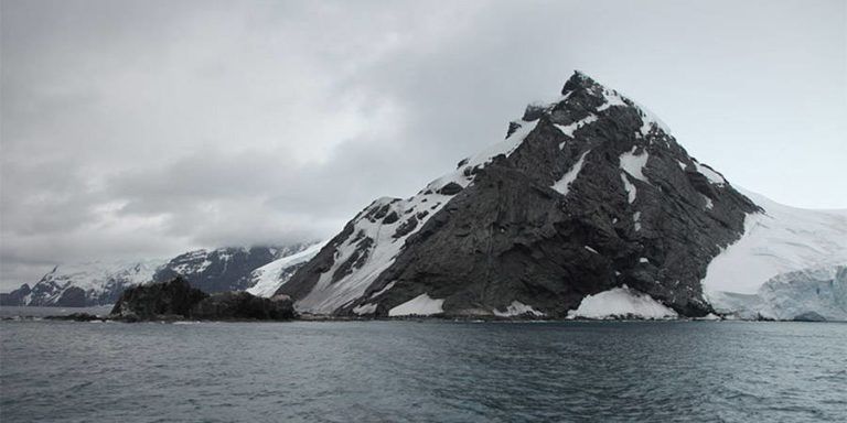 Elephant Island Might Be The Most Beautiful Deserted Place On Earth