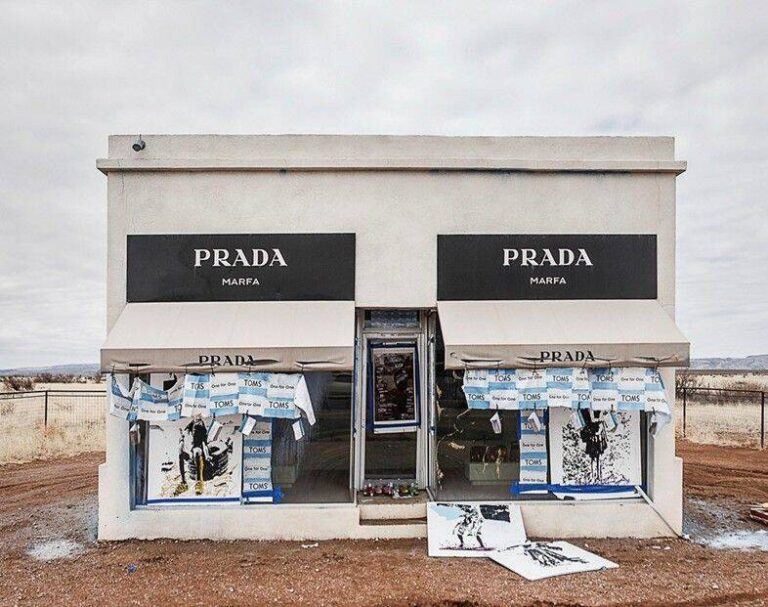 Inside Prada Marfa, The Fake Boutique In The Middle Of Nowhere Inside Prada Marfa, The Fake Boutique In The Middle Of Nowhere