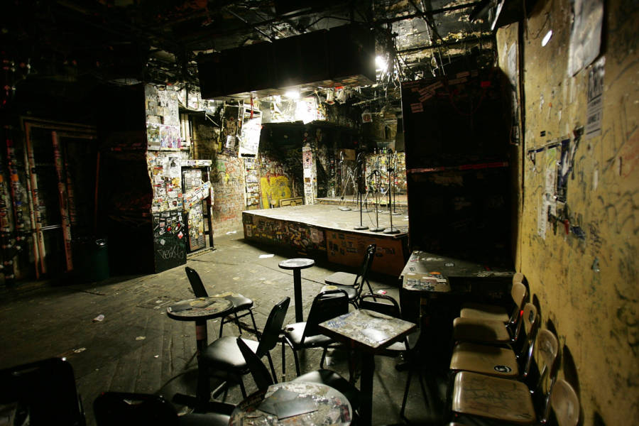 CBGB: 33 Photos From The Heyday Of New York City Punk Rock