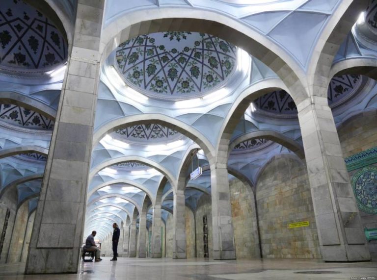 Tashkent Metro: 33 Pictures Of Uzbekistan's Secret And Stunning Subway