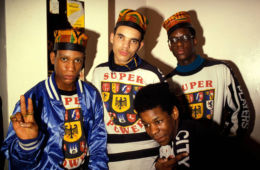 90s Pictures That Perfectly Capture The End To The 20th-Century