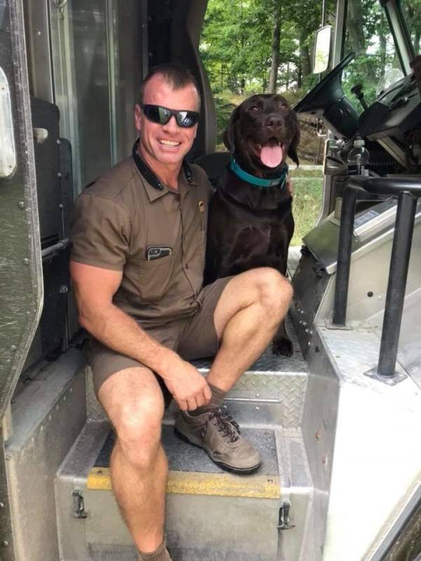 UPS Dogs, The Facebook Group, Is Taking The Internet By Storm