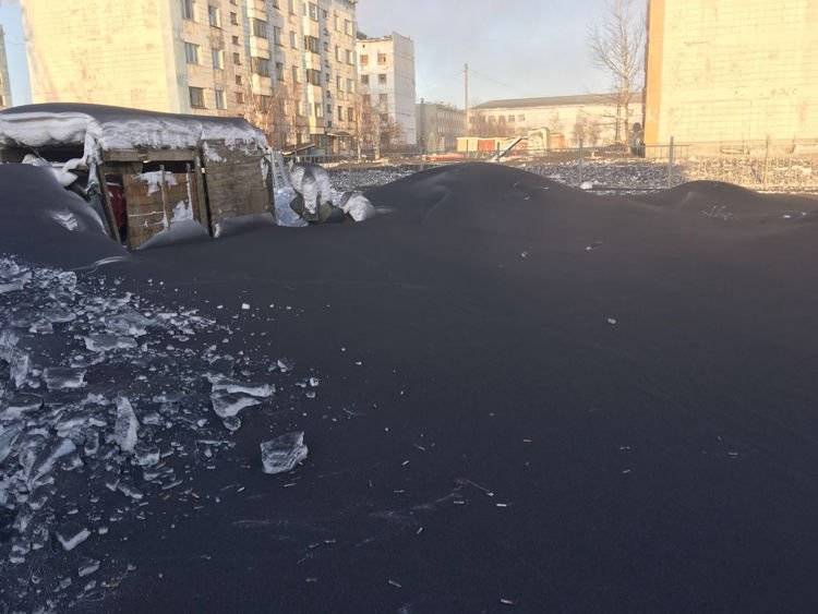 Coalmining Regions Of Russia Are Being Plagued With Toxic Black Snow