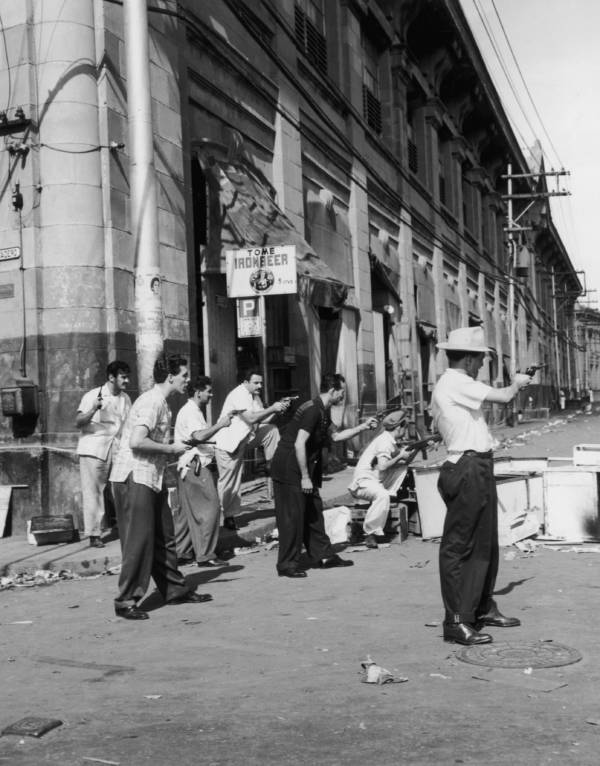 Fidel Castro, Che, And The Cuban Revolution In 33 Stunning Pictures