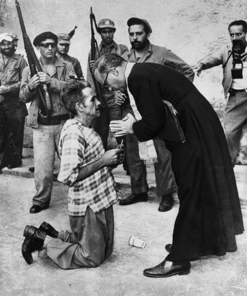 Fidel Castro, Che, And The Cuban Revolution In 33 Stunning Pictures