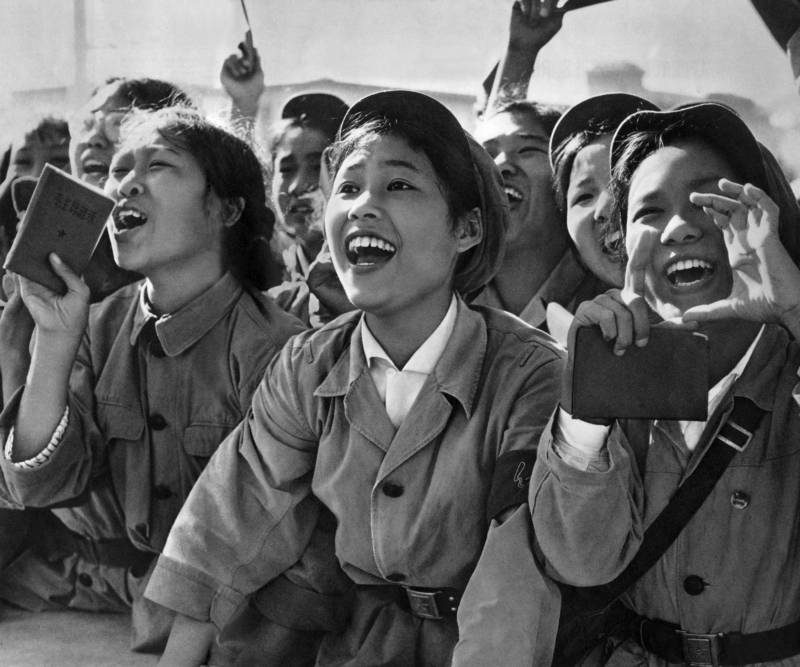 China's Cultural Revolution In 44 Shocking Images