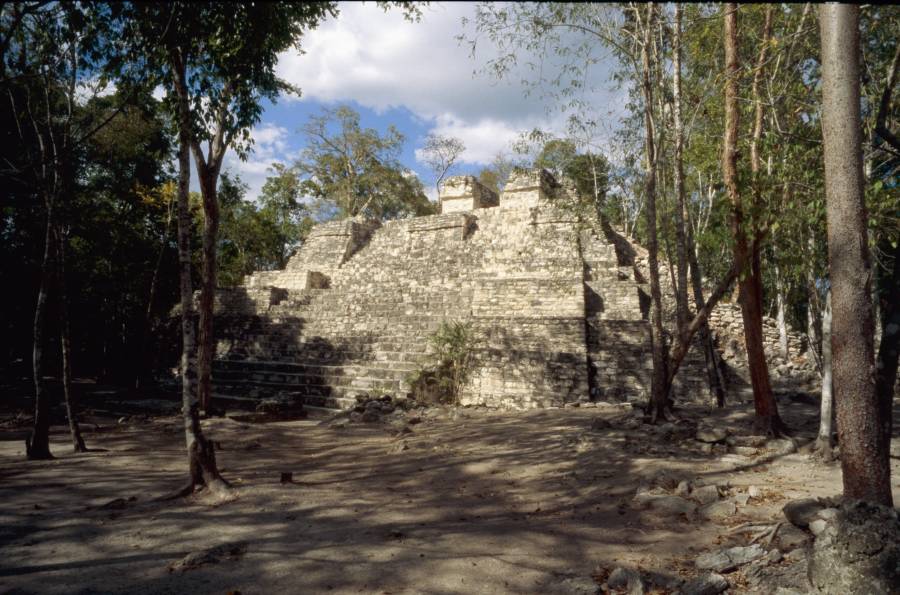Lost Mayan Cave Of Treasures Rediscovered Under Ruins