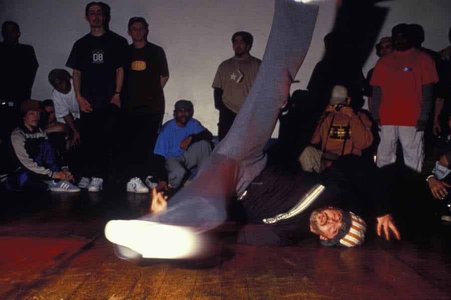 44 Classic Photos Of 90s Hip-Hop And Rap Icons In Their Prime