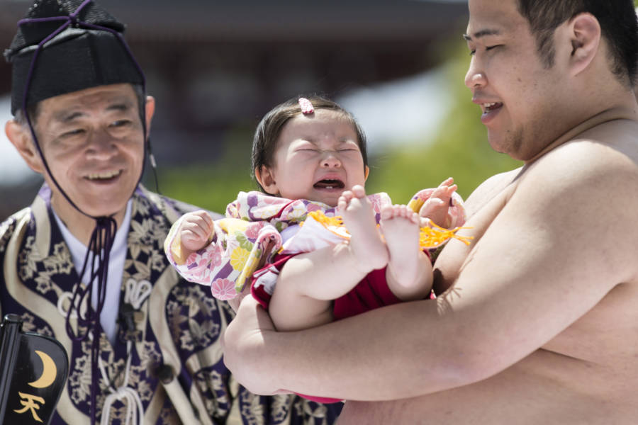 160 Babies Cry It Out In Japan's Naki Sumo Crying Baby Contest