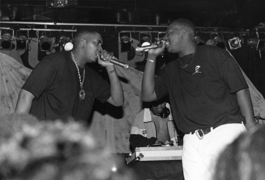 44 Classic Photos Of 90s Hip-Hop And Rap Icons In Their Prime