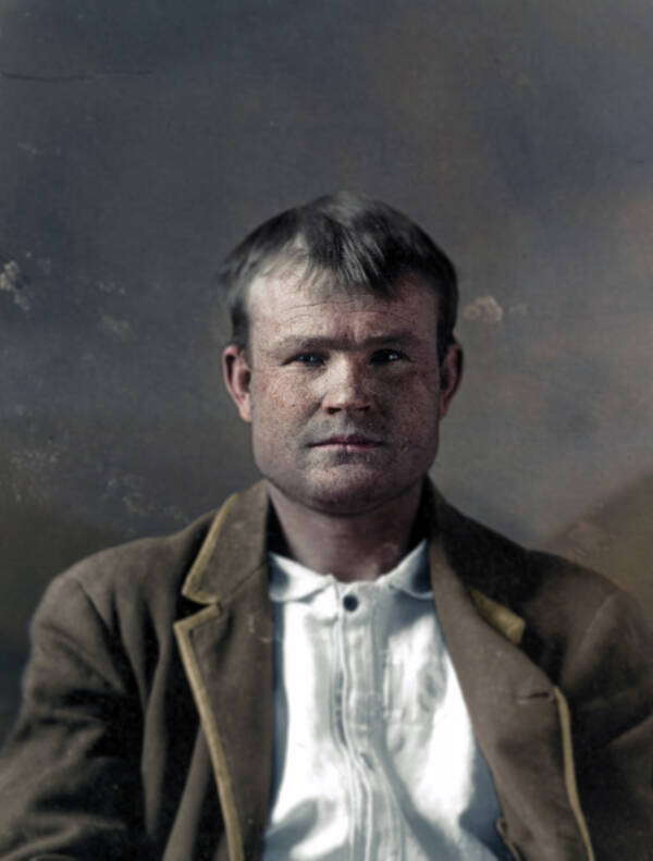 48 Colorized Mugshots Of Everyone From Pablo Escobar To David Bowie