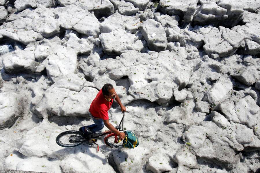 A Huge Mexican Hail Storm Buried The Central Town of Guadalajara