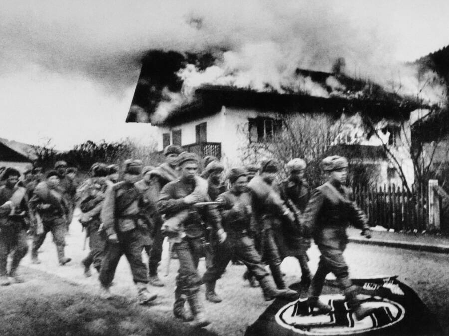 World War 2's Eastern Front From Stalingrad To Berlin In 48 Photos