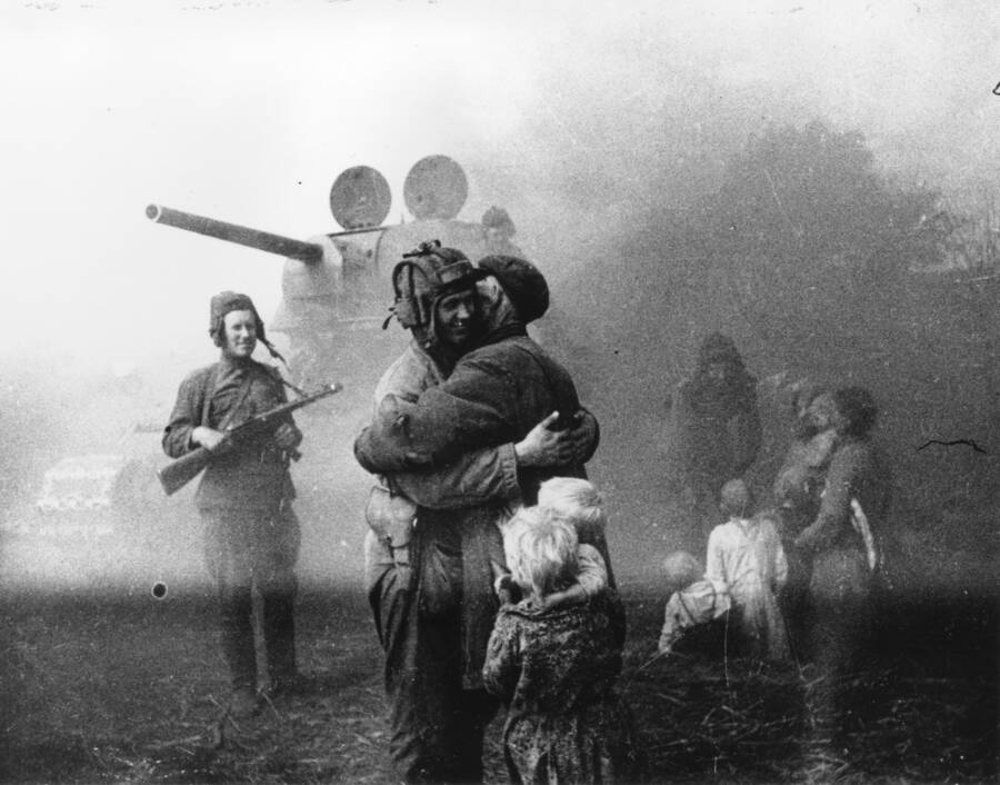 World War 2's Eastern Front From Stalingrad To Berlin In 48 Photos