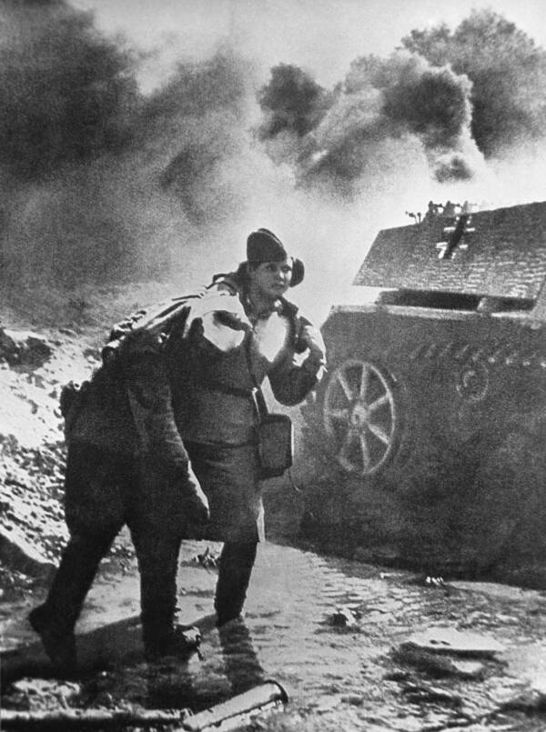 World War 2's Eastern Front From Stalingrad To Berlin In 48 Photos