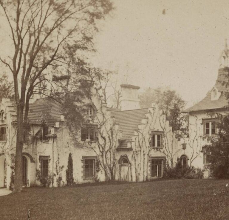 The Chilling History Behind 'The Legend Of Sleepy Hollow'