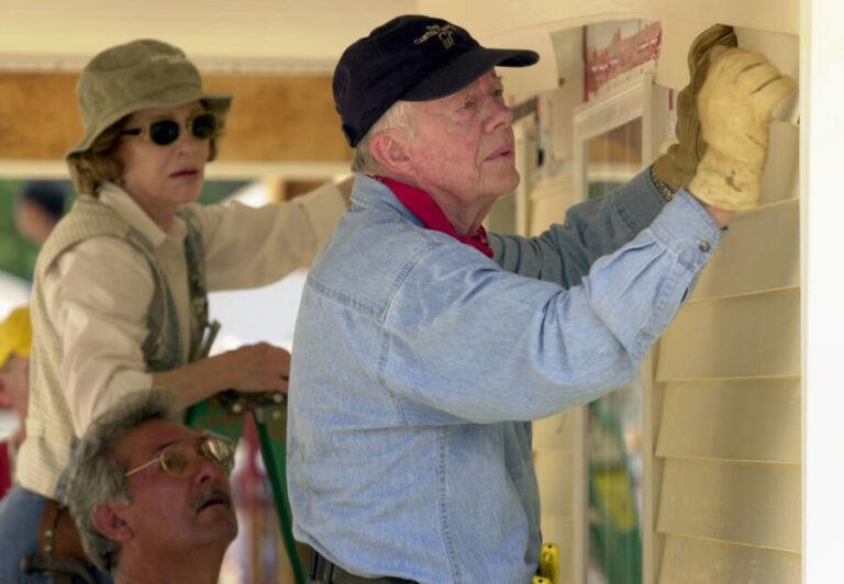 Jimmy Carter Built Houses For The Needy When He Was 95
