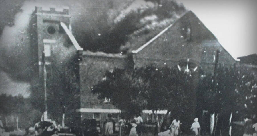 Possible Mass Grave From The 1921 Tulsa Race Riots Found In Cemetery