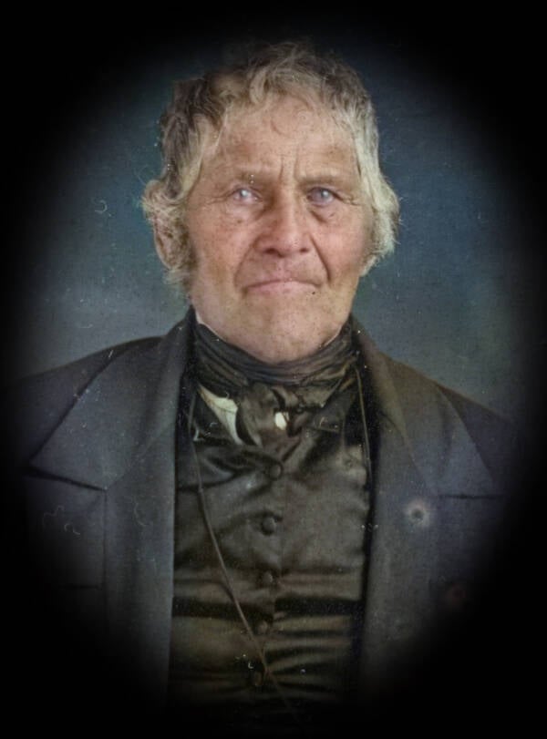 21 Portraits Of The Oldest Generation Ever Photographed