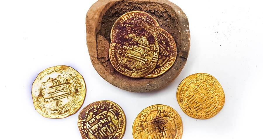 Ancient Piggy Bank With Gold Coins Found In Time For Hanukkah