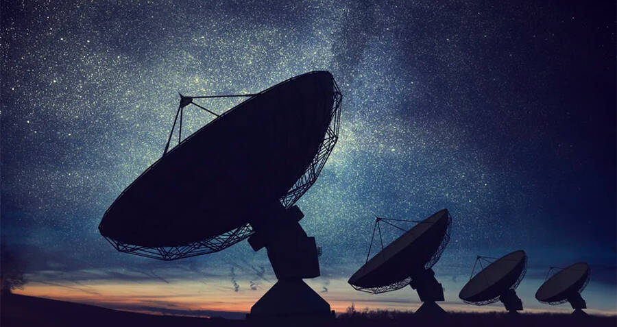 Scientists Baffled By Deep-Space Radio Signal Repeating Every 16 Days