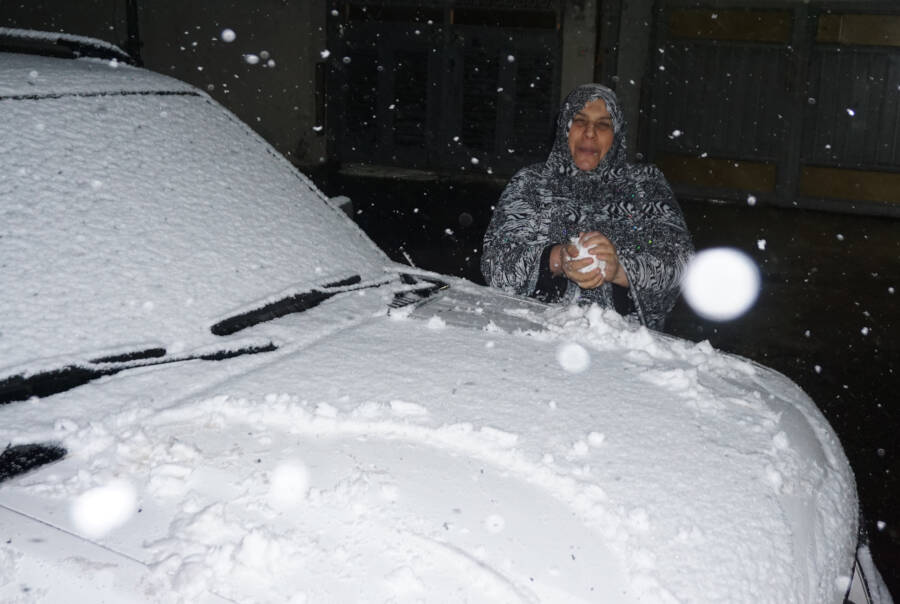 Snow Blankets Iraq For Just The Second Time In 100 Years