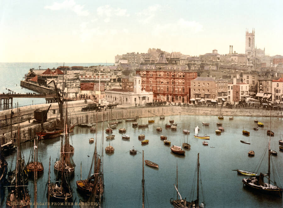 55 Photochrom Images That Bring The Past To Life In Color
