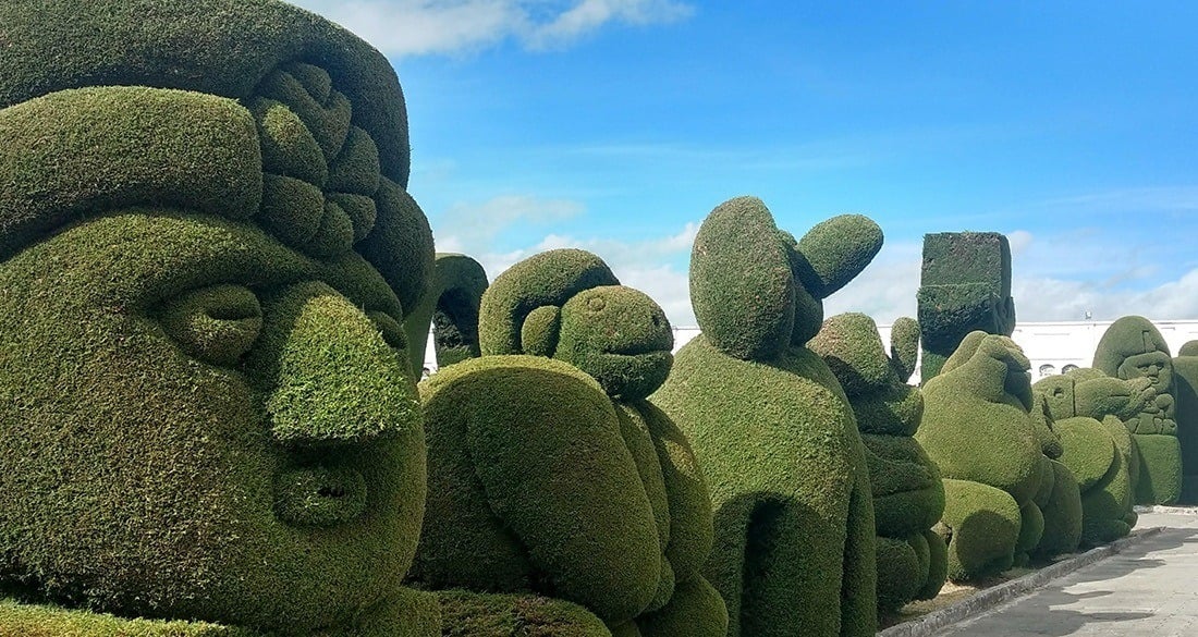 23 Images Of Ecuador's Remarkable Tulcán Cemetery