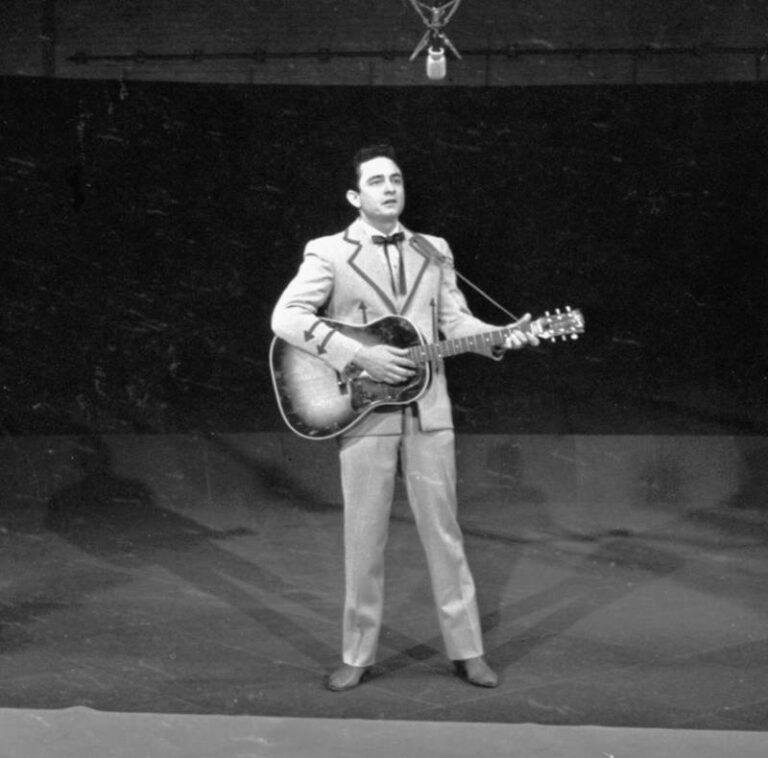 Vivian Cash, The Controversial First Wife Of Singer Johnny Cash