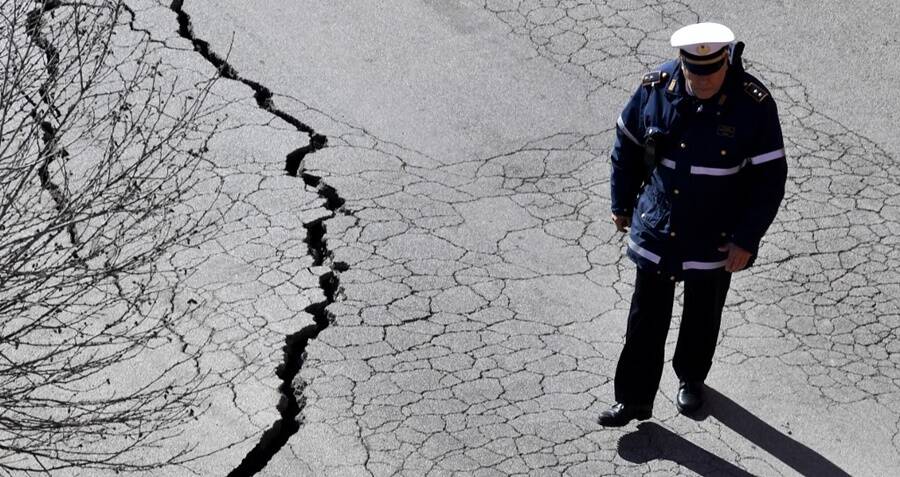 Sinkhole In Front Of Rome's Pantheon Reveals 2,000-Year-Old Street