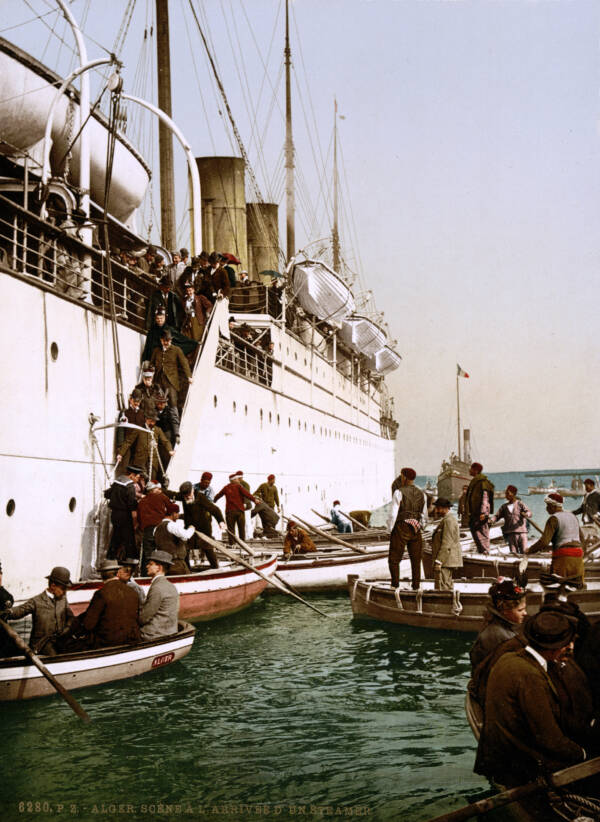 77 Of The First Color Photos Offer A Vibrant Look At History