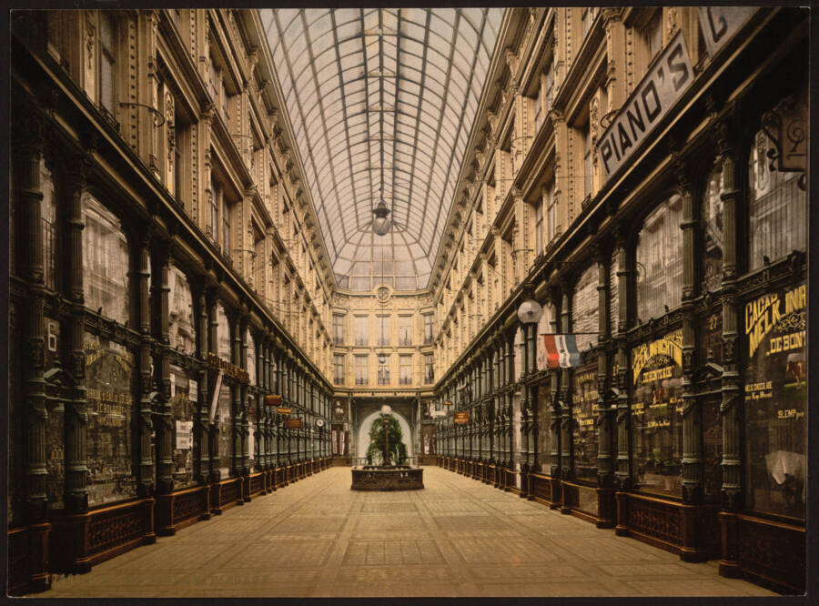 77 Of The First Color Photos Offer A Vibrant Look At History