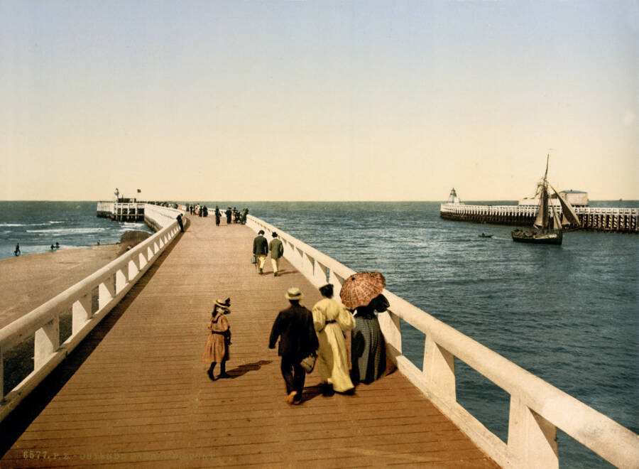 77 Of The First Color Photos Offer A Vibrant Look At History