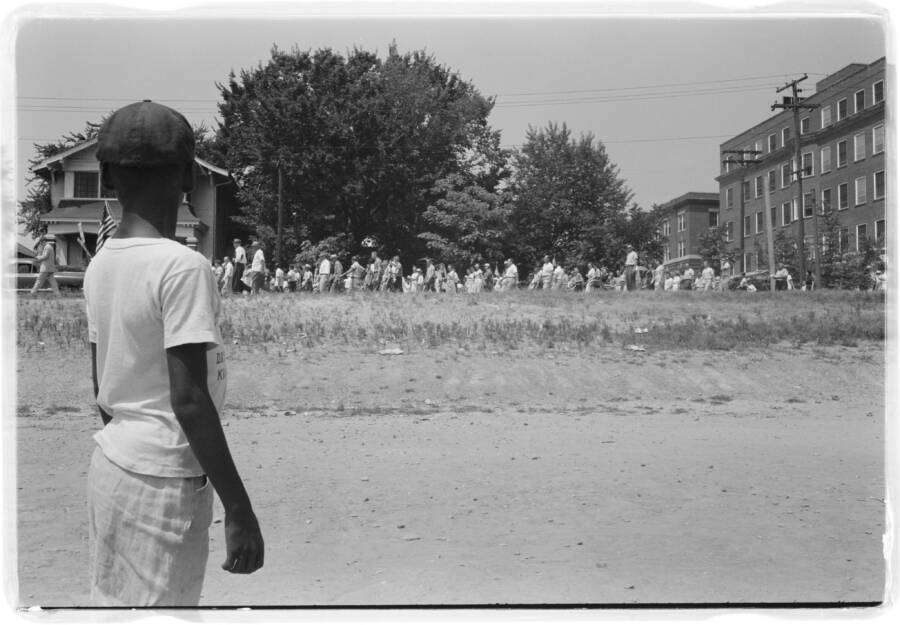 Photos That Reveal The Anti-Civil Rights Movement In 1960s America