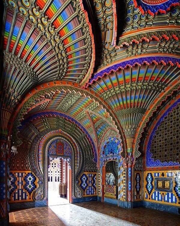 Nine Abandoned Castles That Are Still Glorious In Their Decay