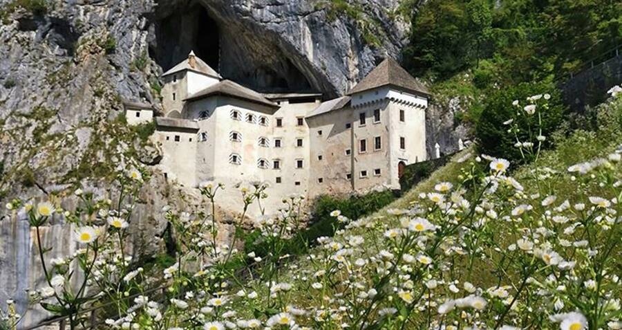 Nine Abandoned Castles That Are Still Glorious In Their Decay