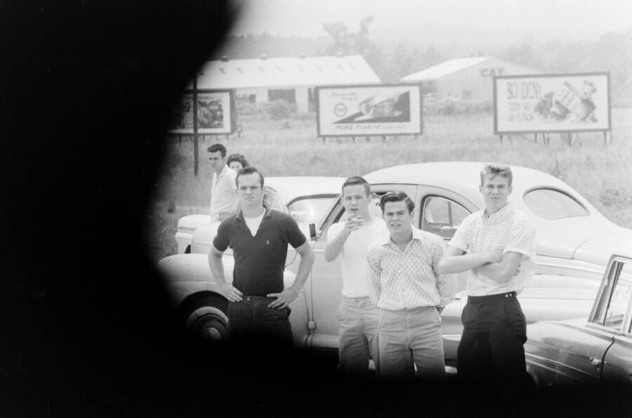 Photos That Reveal The Anti-Civil Rights Movement In 1960s America