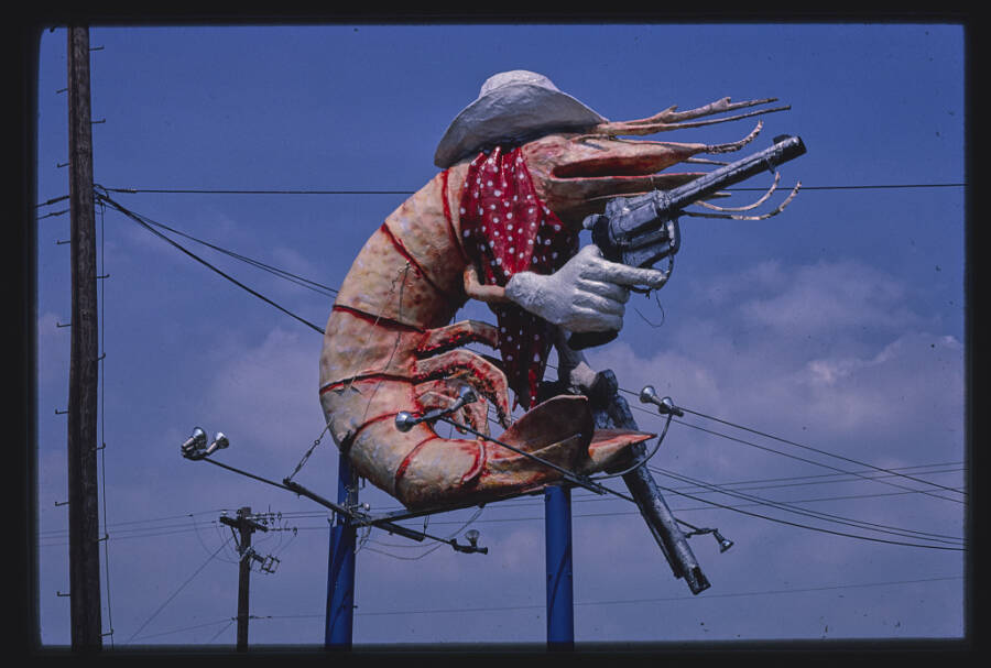America's Weirdest Roadside Attractions, In 36 Vintage Photos