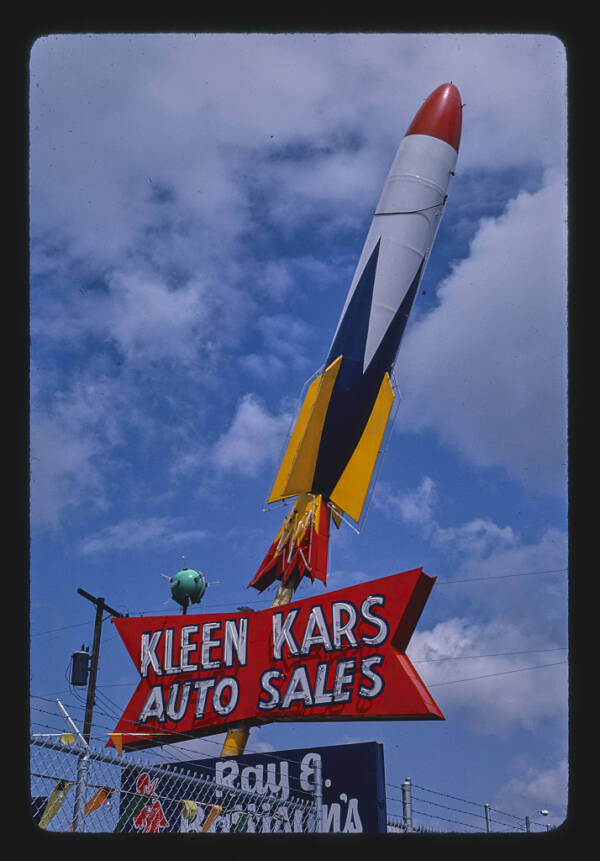 America's Weirdest Roadside Attractions, In 36 Vintage Photos