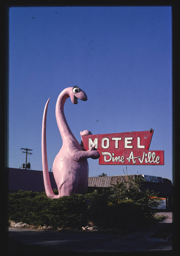 America's Weirdest Roadside Attractions, In 36 Vintage Photos