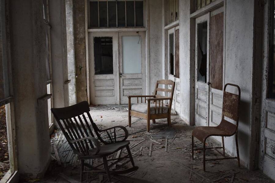 9 Abandoned Asylums That Will Make Your Skin Crawl