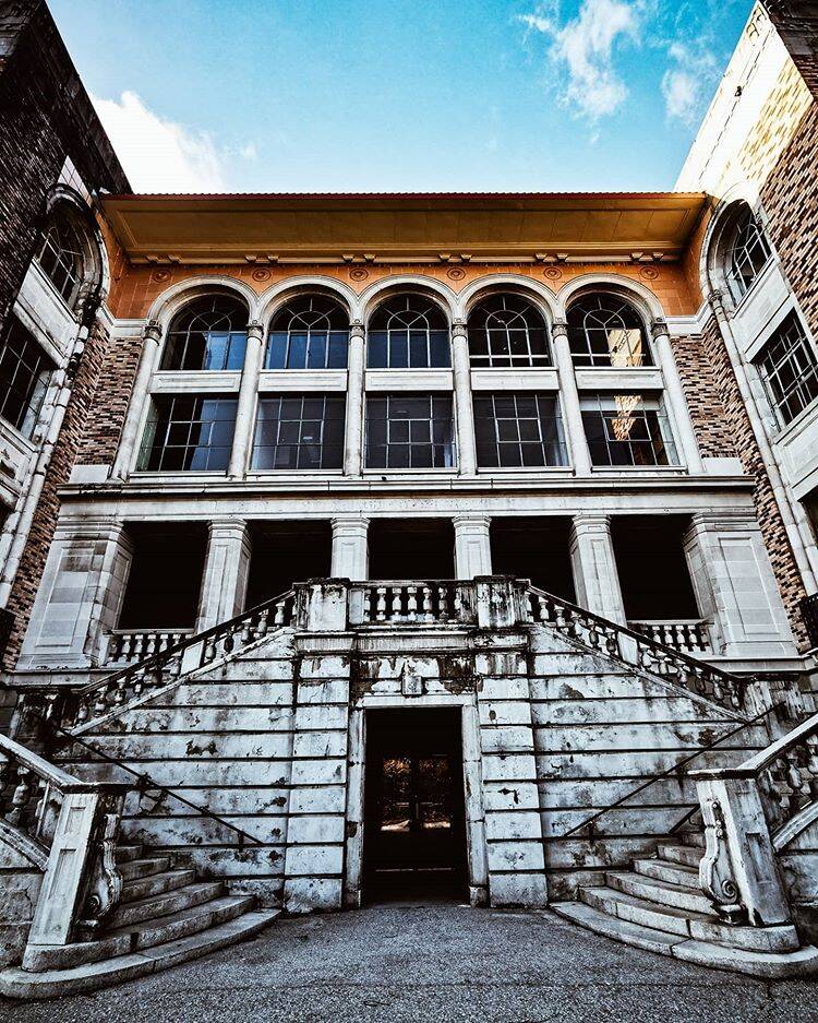 9 Abandoned Asylums That Will Make Your Skin Crawl