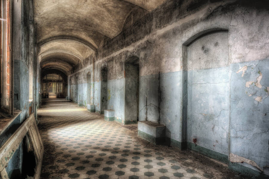 Inside 9 Abandoned Hospitals — And Why They Were Left To Rot