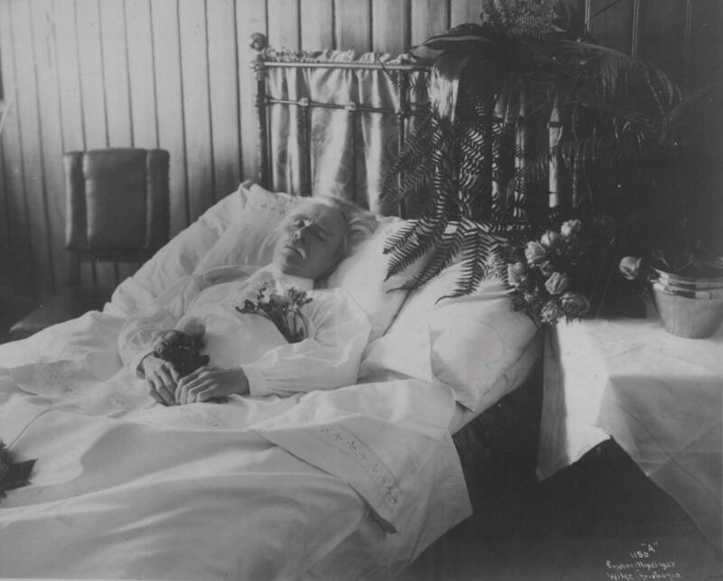 Inside Victorian Post-Mortem Photography's Chilling Archive Of Death ...