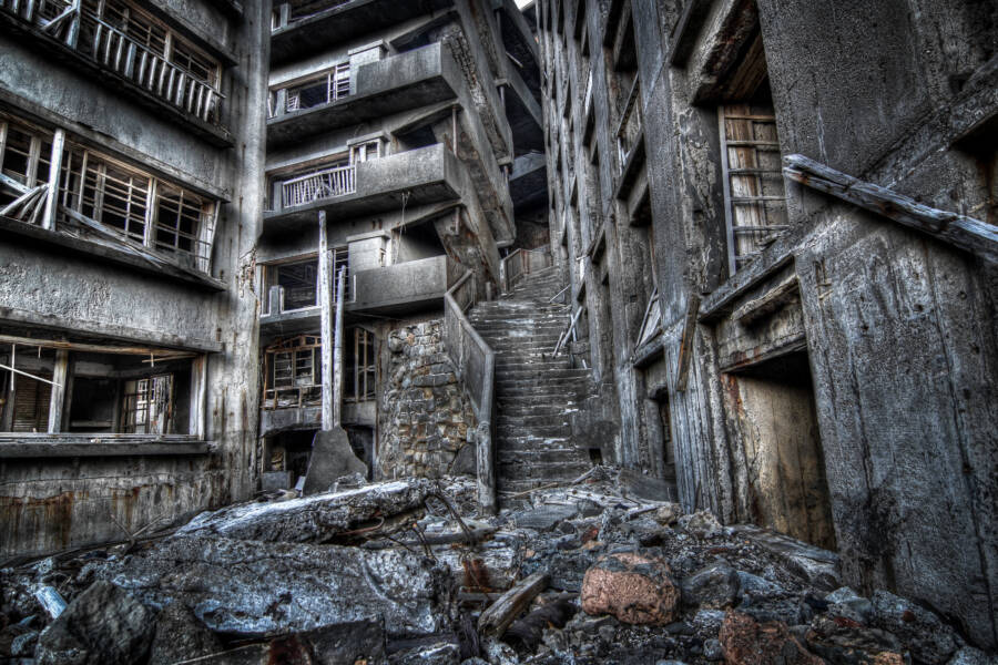 Inside 9 Abandoned Hospitals — And Why They Were Left To Rot